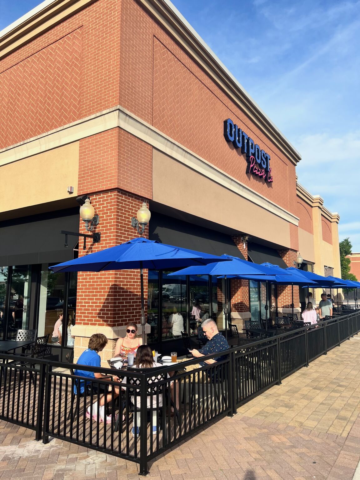 Outpost Pizza Company - Westchester Commons